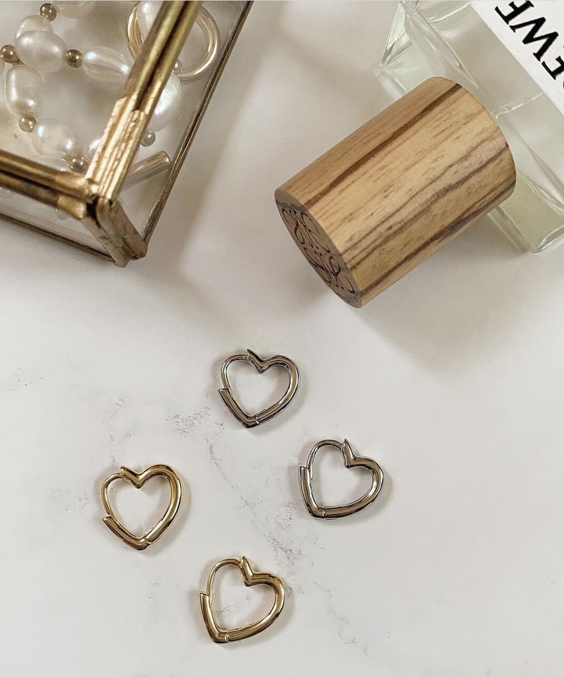 ハートフープピアス(silver925) | c h é m e ハートフープピアス(silver925) | c h é m e