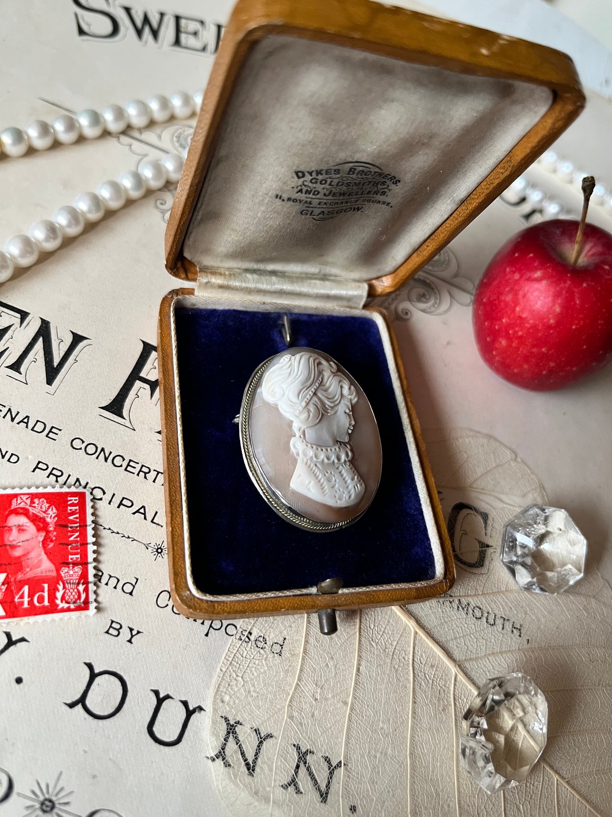 ab-550/シルバー製 カメオのブローチ&ペンダントトップ | PISKEY -イギリスの...