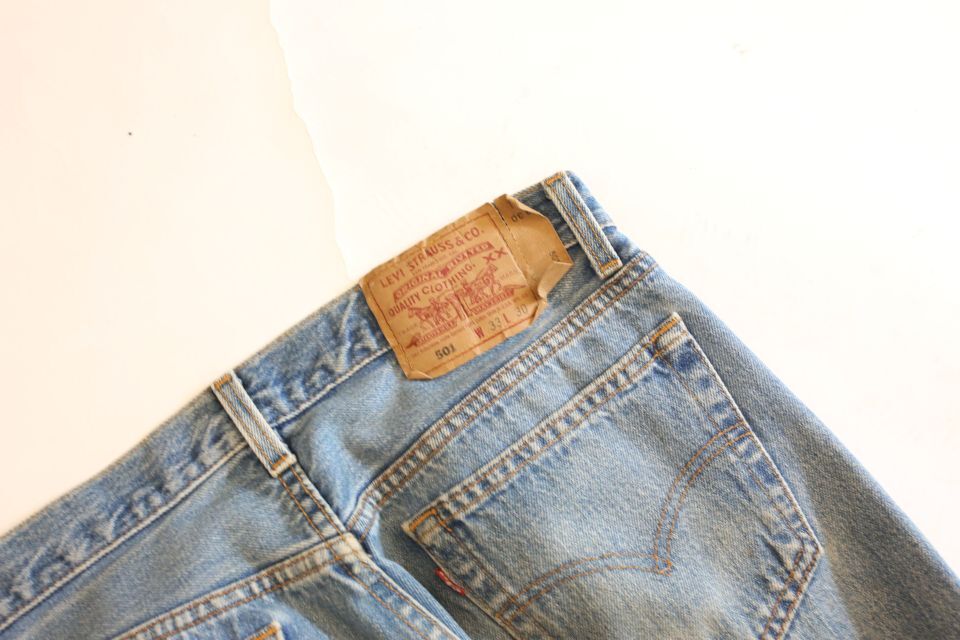 90s リーバイス 501 ダメージデニム パンツ Levi's 501 Made in 90s リーバイス 501 ダメージデニム パンツ Levi's 501 Made in