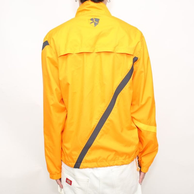 FCバルセロナ ナイロンジャケット Barcelona Nylon Jacket | Blue FCバルセロナ ナイロンジャケット Barcelona Nylon Jacket | Blue