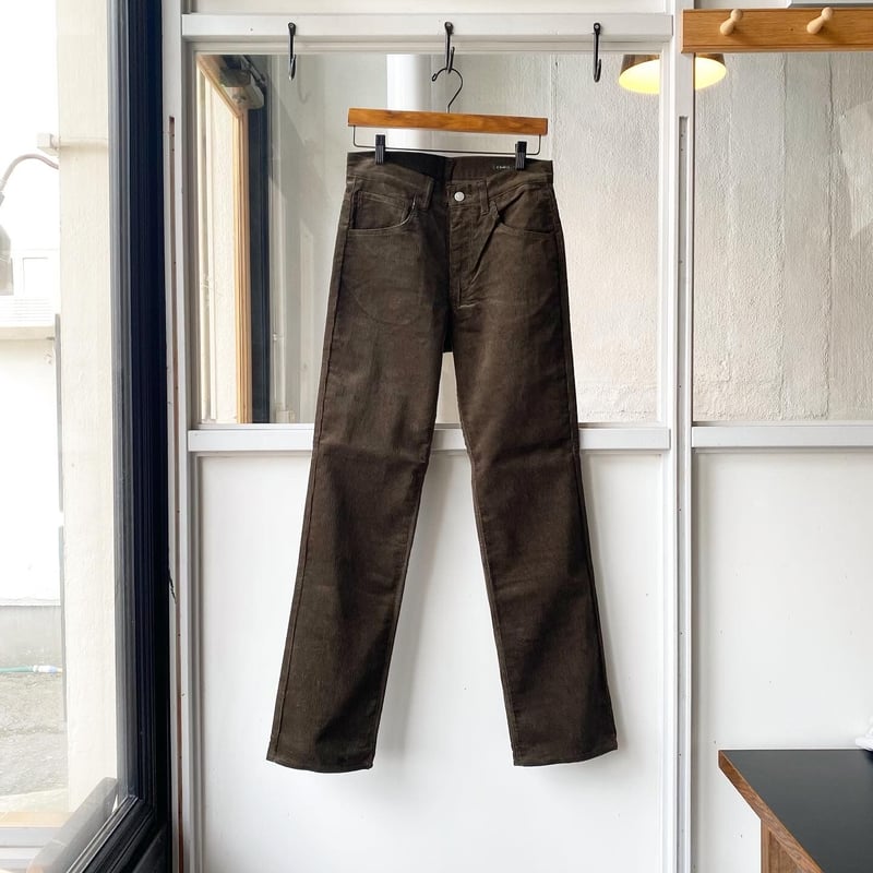 COMOLI コーデュロイ 5Pパンツ | Less Higashikawa COMOLI コーデュロイ 5Pパンツ | Less Higashikawa