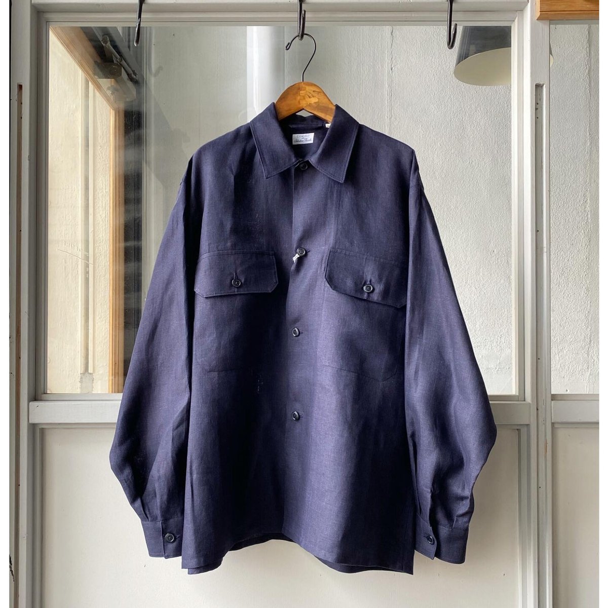 COMOLI リネン C.P.Oシャツ | Less Higashikawa COMOLI リネン C.P.Oシャツ | Less Higashikawa