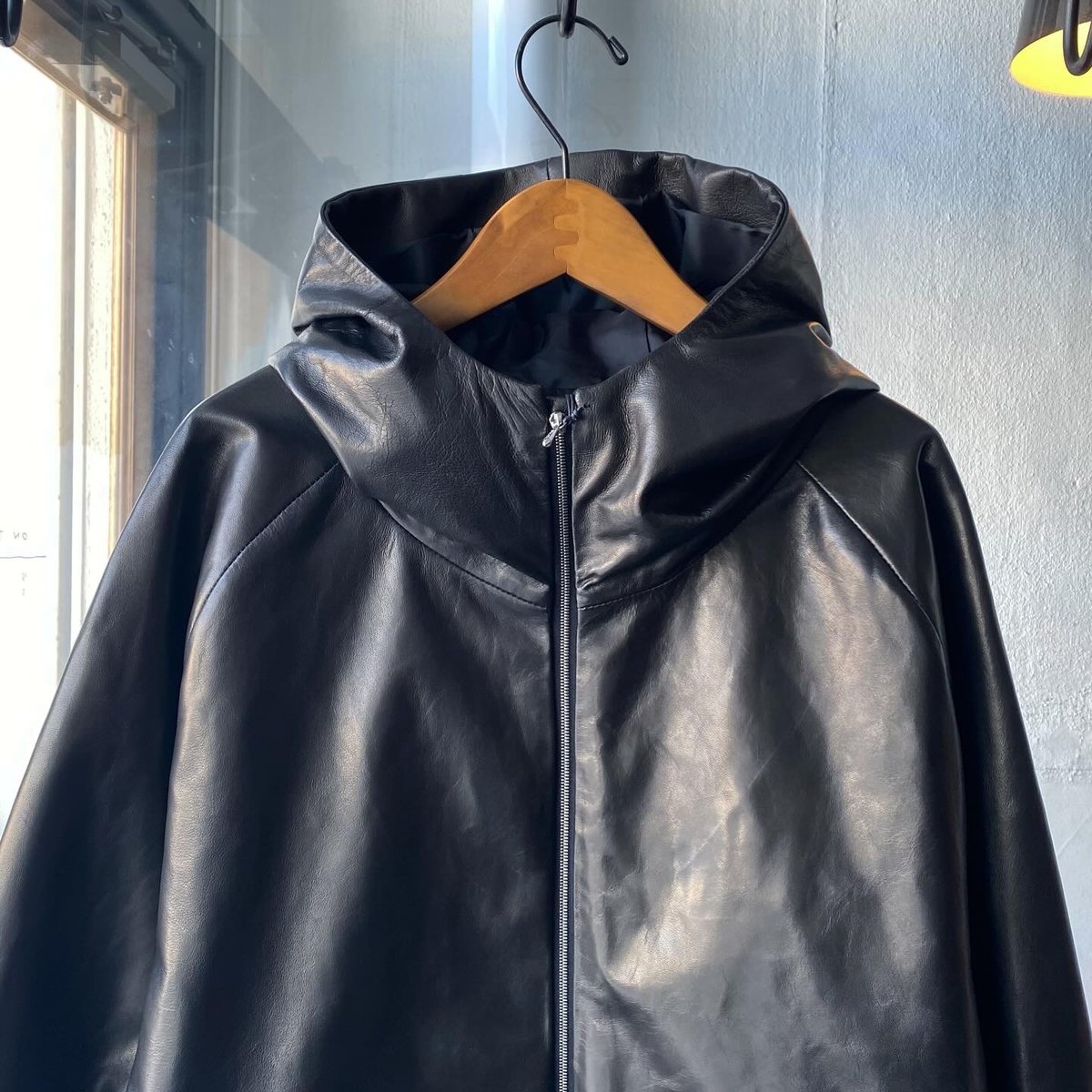 stein LEATHER HOODED SHORT JACKET - ST.769 stein LEATHER HOODED SHORT JACKET - ST.769