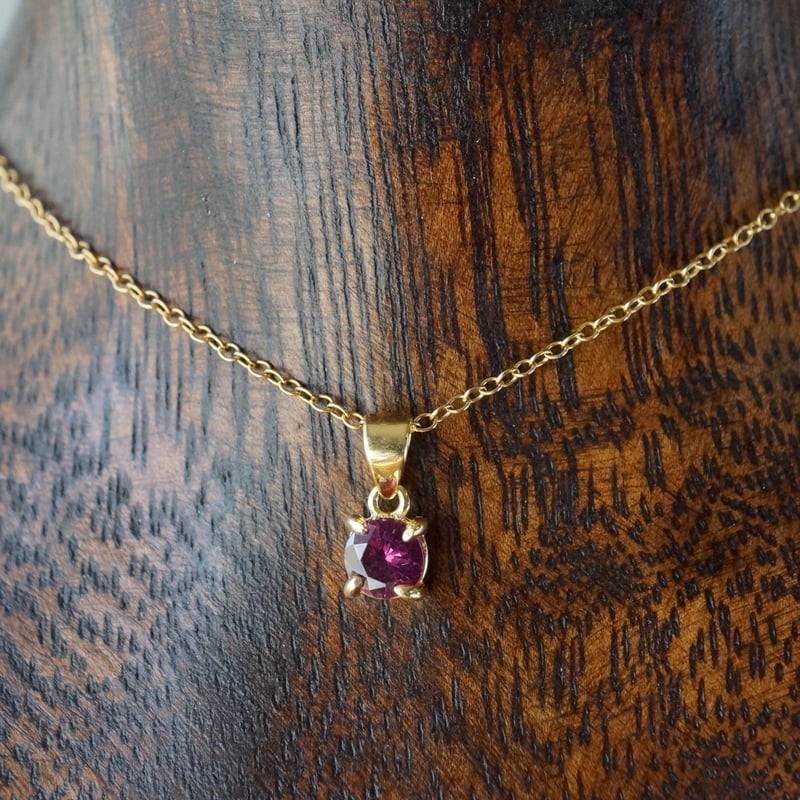 Handmade】グレープガーネット ペンダントトップ 18kゴールド Handmade】グレープガーネット ペンダントトップ 18kゴールド