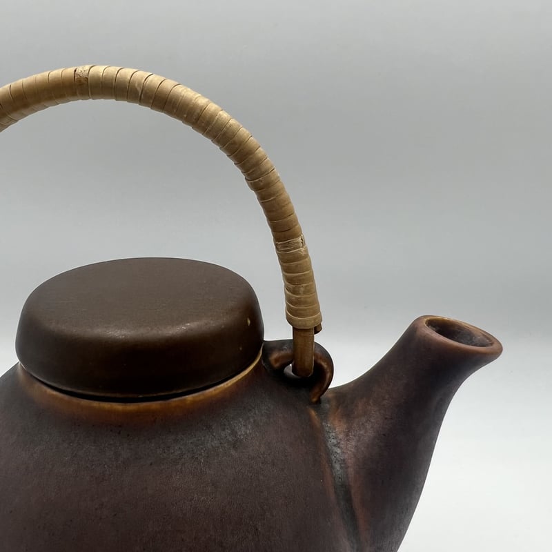 001)北欧 ヴィンテージ 廃盤品 ARABIA アラビア / GA1-茶ポット 001)北欧 ヴィンテージ 廃盤品 ARABIA アラビア / GA1-茶ポット
