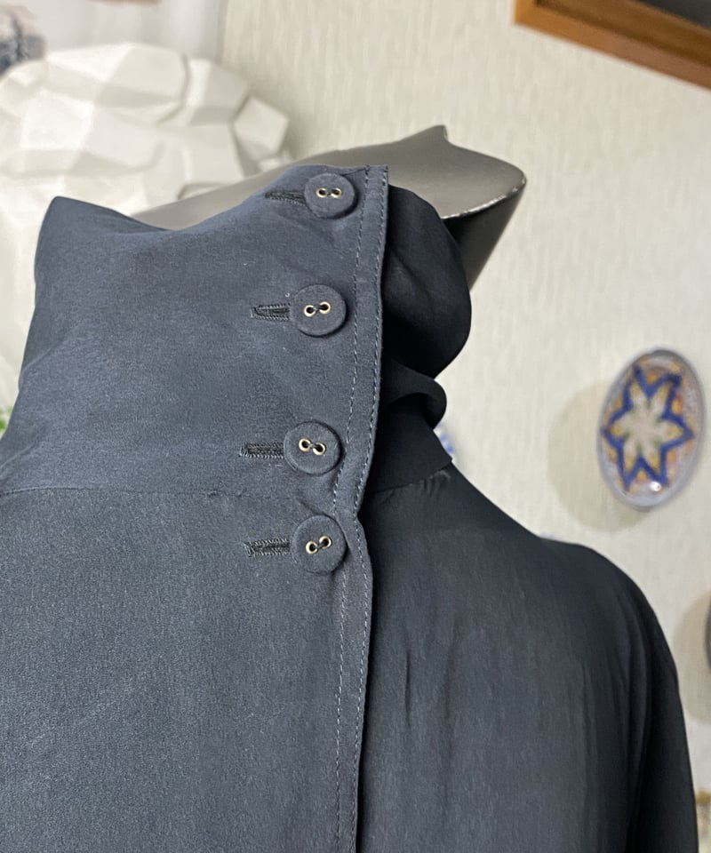 ビーズ刺繍のブラウス〜「TOKUKO 1er VOL」 | Salon de ELETTO ビーズ刺繍のブラウス〜「TOKUKO 1er VOL」 | Salon de ELETTO