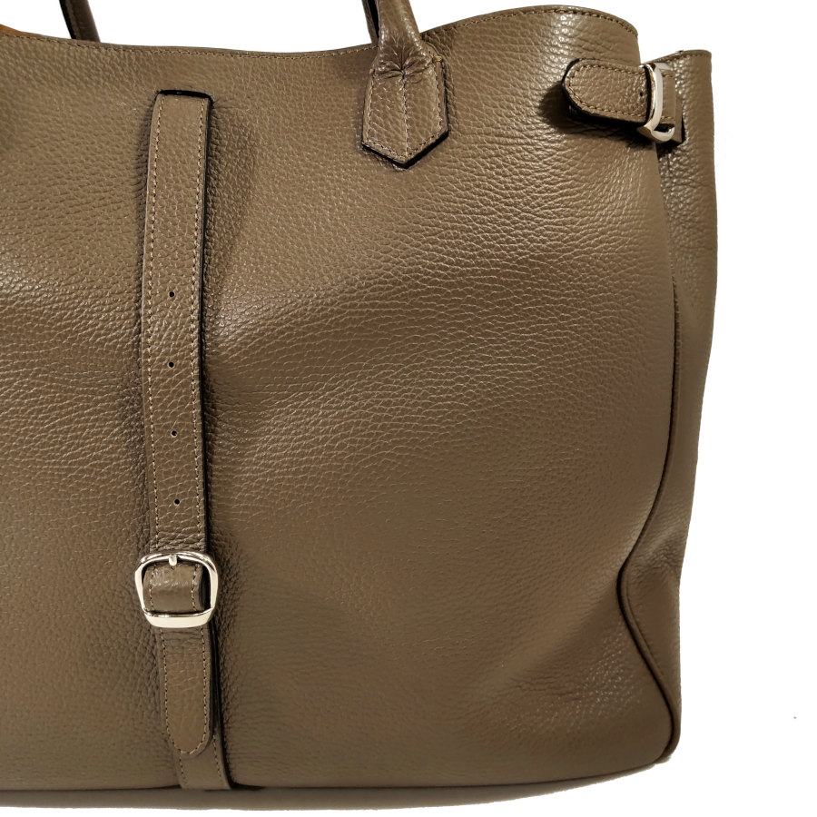 新入荷】CAVALLERESCO(カヴァレレスコ) イタリア製 トート 新入荷】CAVALLERESCO(カヴァレレスコ) イタリア製 トート