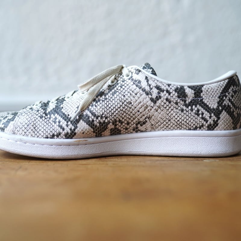 adidas アディダス 20SS パイソン柄スニーカー / HYKE(ハイク adidas アディダス 20SS パイソン柄スニーカー / HYKE(ハイク