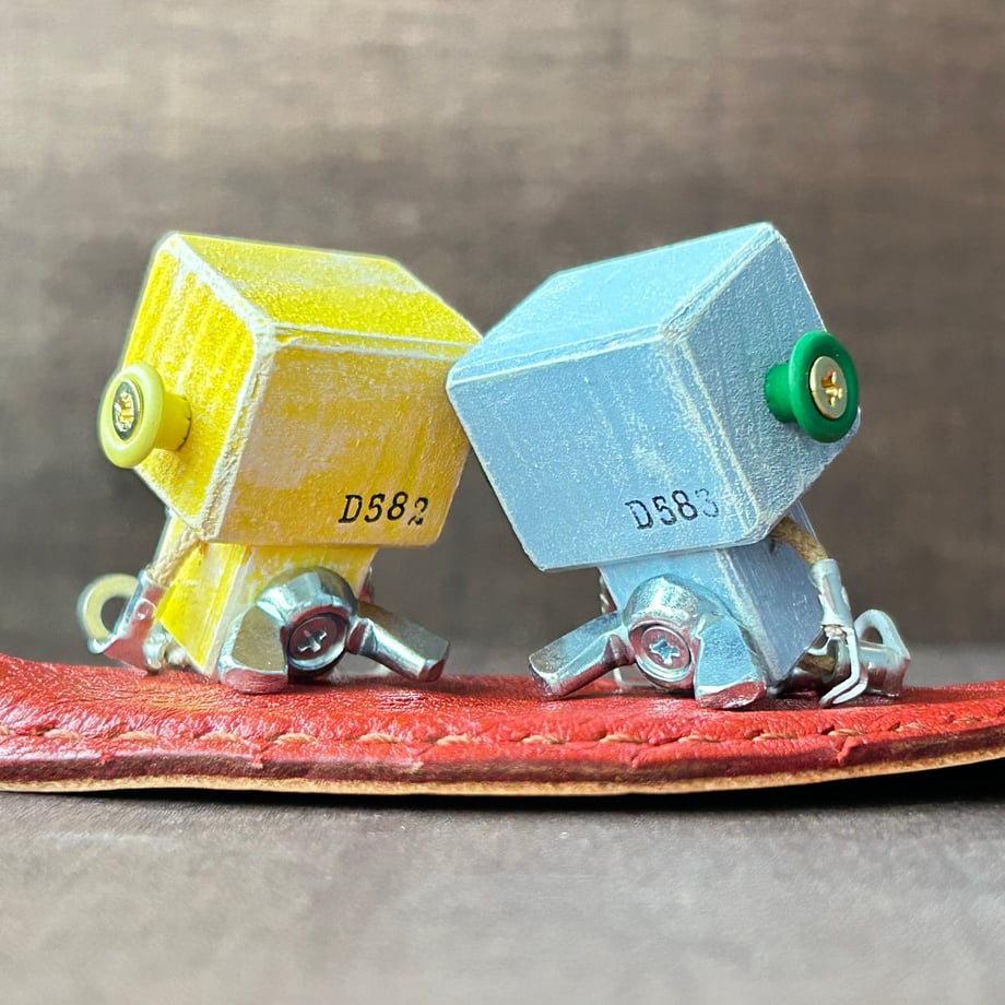 D582.D583 | CHOCONWORKS