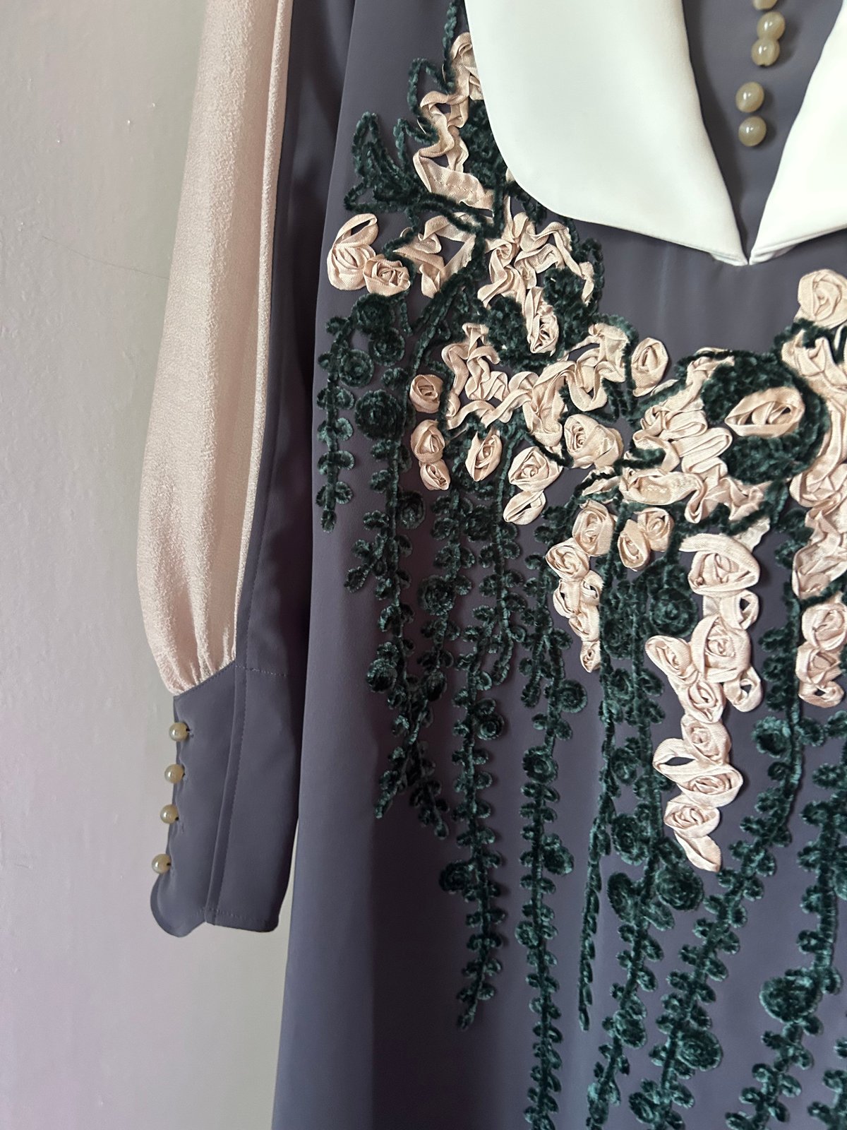FUMIE=TANAKA / embroidery op | JURK FUMIE=TANAKA / embroidery op | JURK