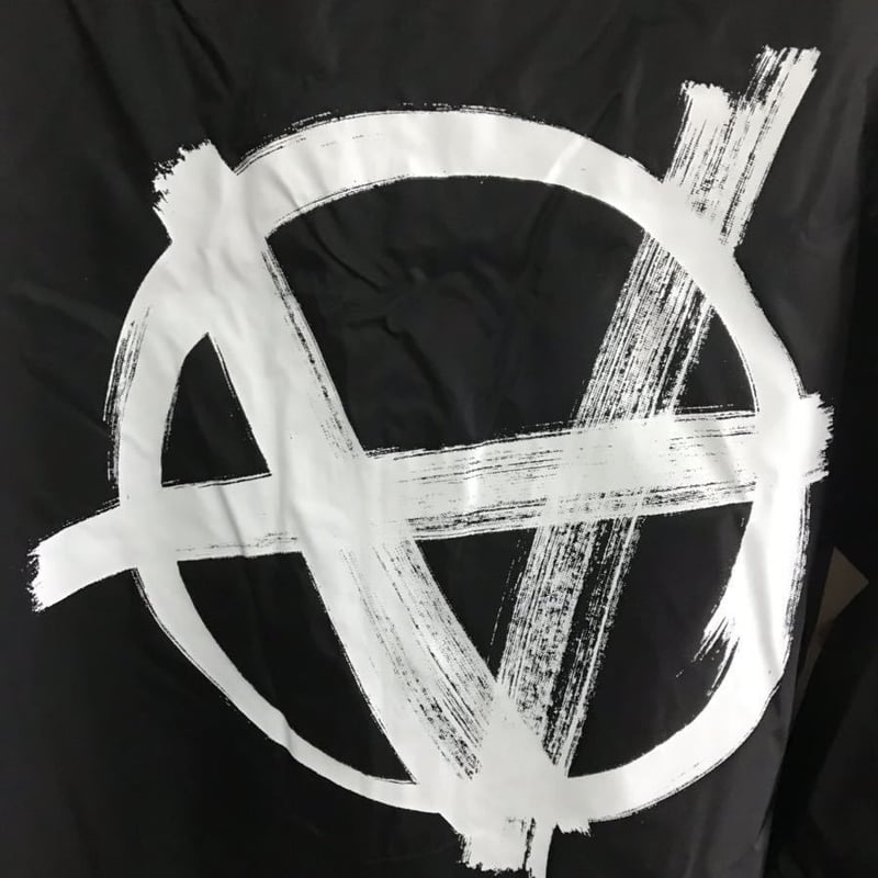 新品タグ付き☆2019AW☆VETEMENTS ヴェトモン アナーキー ロゴ 新品タグ付き☆2019AW☆VETEMENTS ヴェトモン アナーキー ロゴ