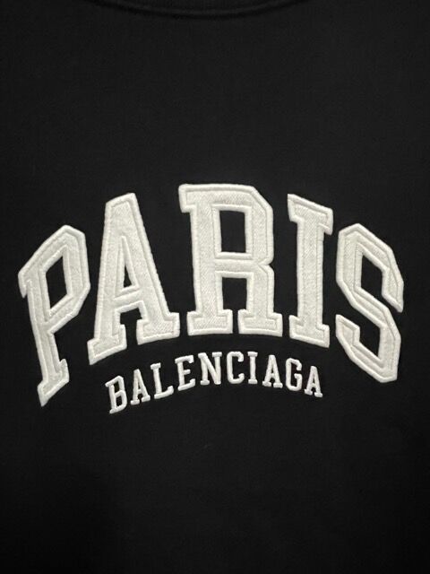 貴重XL新品☆BALENCIAGA CITIES PARIS ブランド 刺繍ロゴ 貴重XL新品☆BALENCIAGA CITIES PARIS ブランド 刺繍ロゴ
