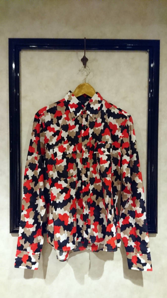 新品☆PRADA プラダ 迷彩 カモフラージュ柄 シャツ 41サイズ 新品☆PRADA プラダ 迷彩 カモフラージュ柄 シャツ 41サイズ