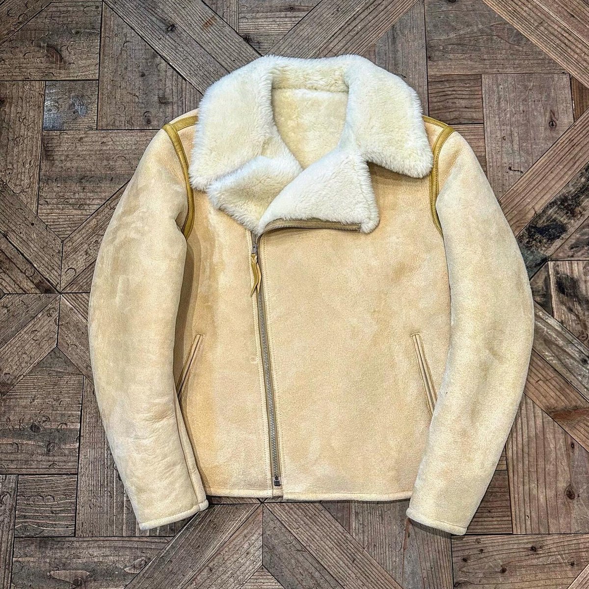 CWORKS【Dout / ﾀﾞｳﾄ】 Mouton riders jacket (IVORY...