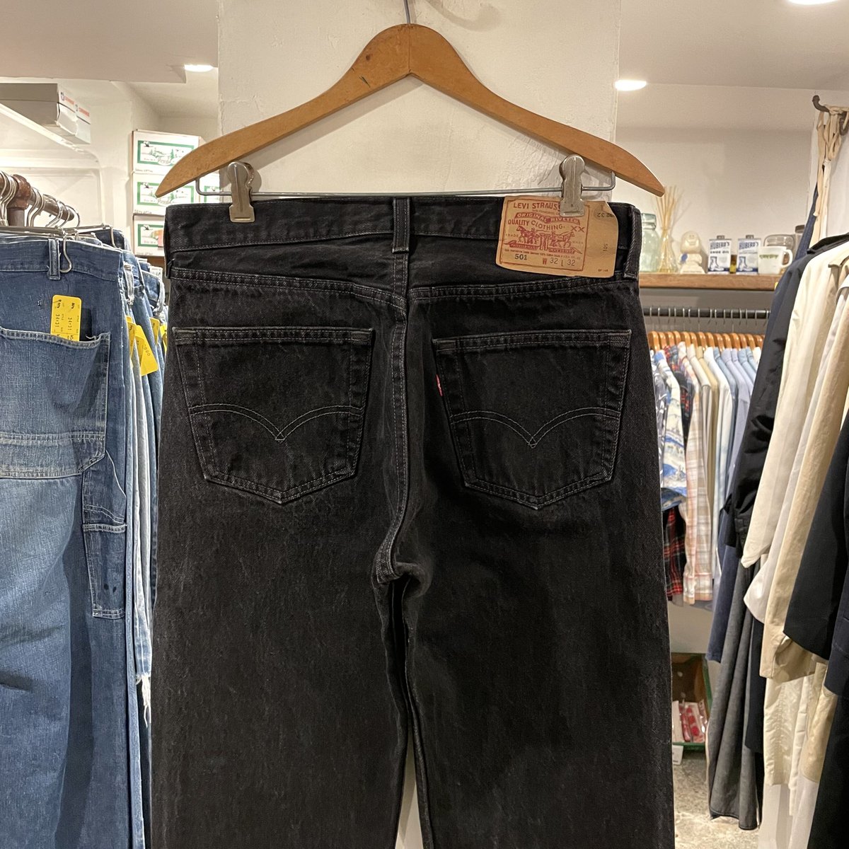 Levi's 501 90年代 後染めブラックデニム ボタン裏522 USA製 Levi's 501 90年代 後染めブラックデニム ボタン裏522 USA製