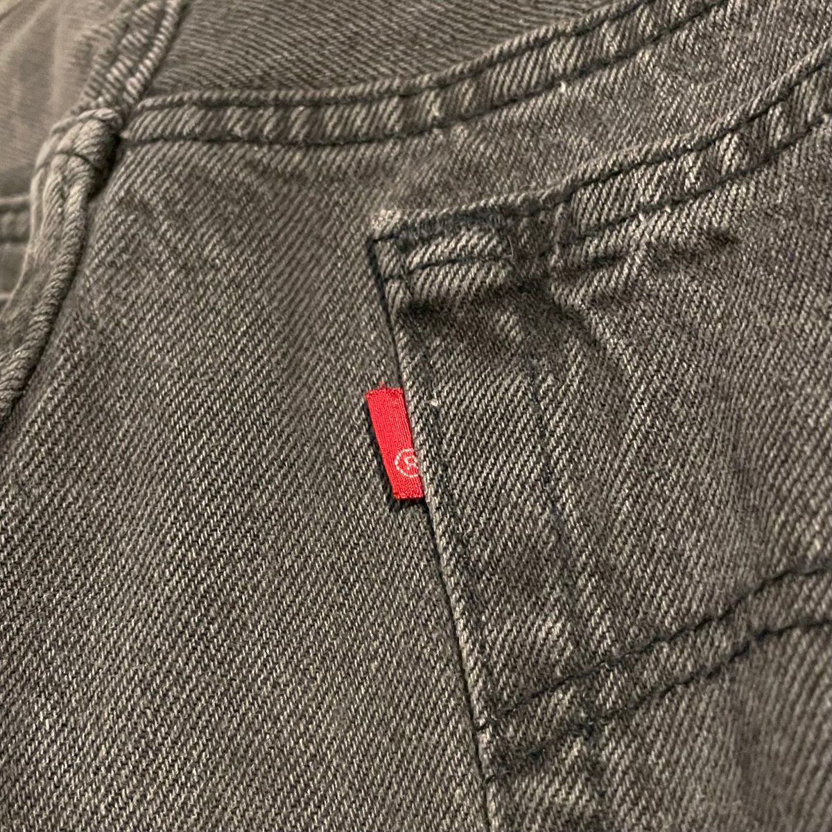 90年代 Levi's 501 後染め ブラックデニムパンツ 36×31½ USA製 90年代 Levi's 501 後染め ブラックデニムパンツ 36×31½ USA製