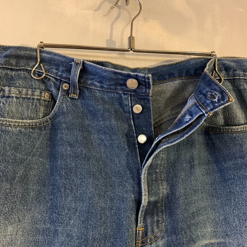 90s Levi's 501 リーバイス デニムパンツ ボタン裏520 USA製 90s Levi's 501 リーバイス デニムパンツ ボタン裏520 USA製