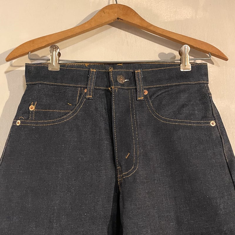 80s Levi's 505-0217 DEAD STOCK 27×30 USA製 黒カン 内 80s Levi's 505-0217 DEAD STOCK 27×30 USA製 黒カン 内