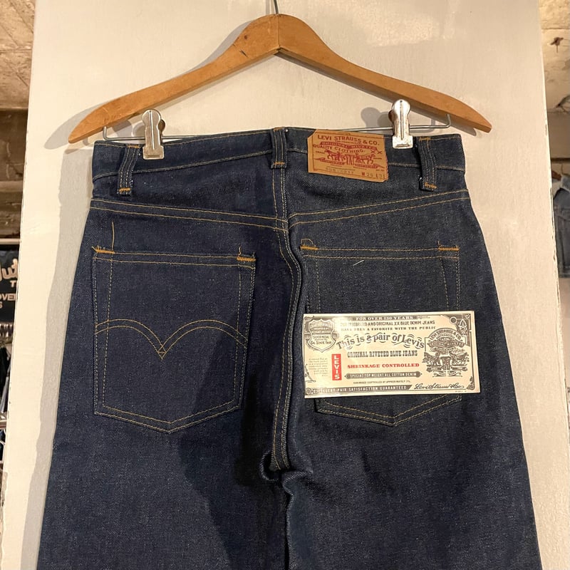 80s Levi's 505-0217 DEAD STOCK 29×31 USA製 内股シング 80s Levi's 505-0217 DEAD STOCK 29×31 USA製 内股シング