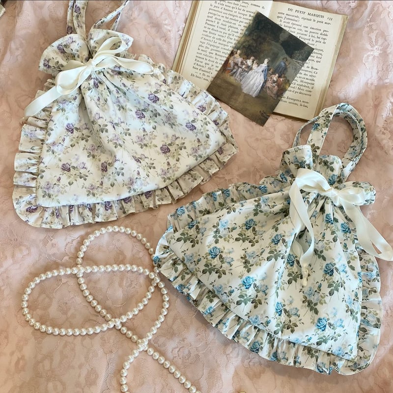 Floral frill drawstring bag | Chape. Floral frill drawstring bag | Chape.