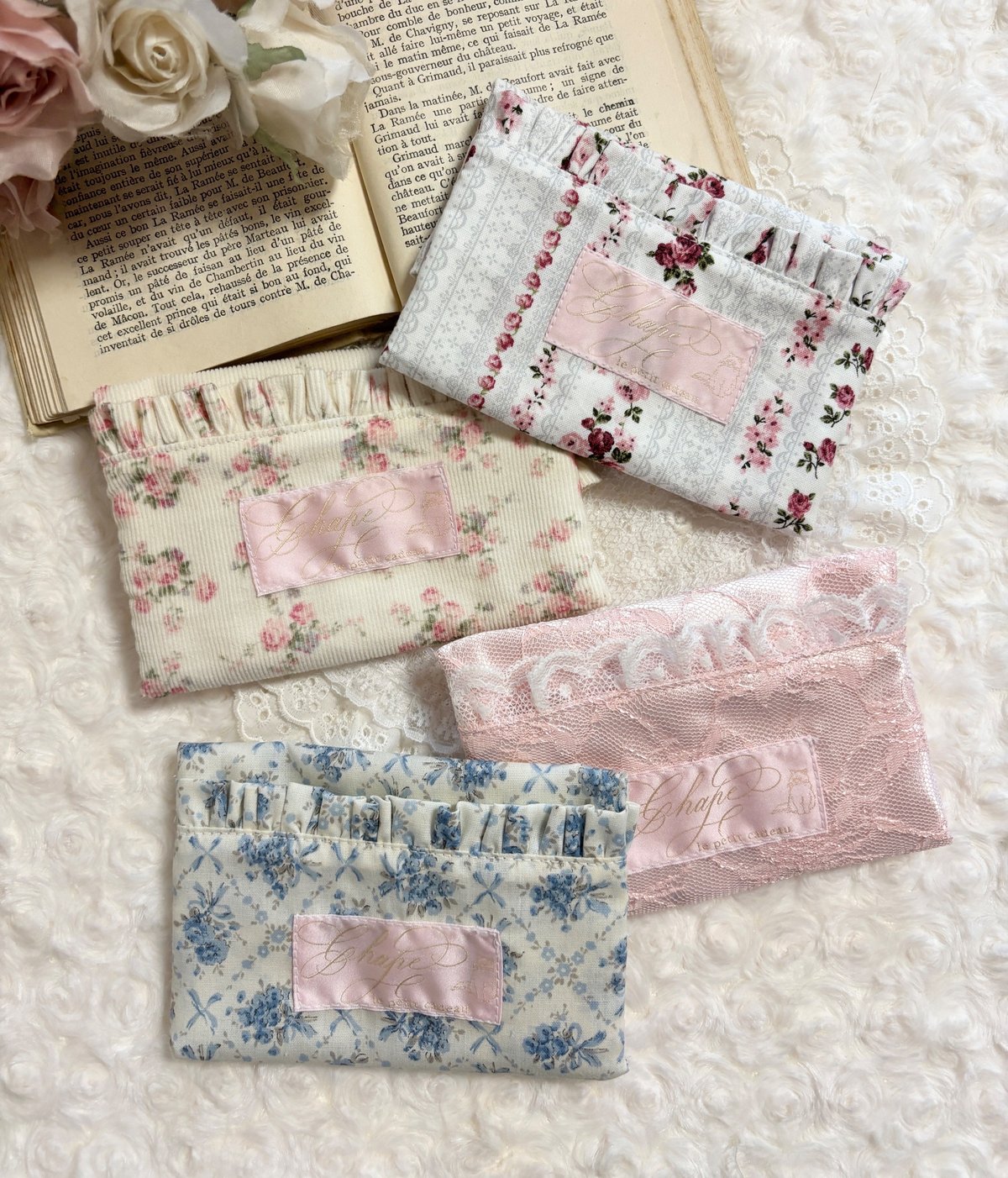 Frill pocket tissue pouch | Chape.