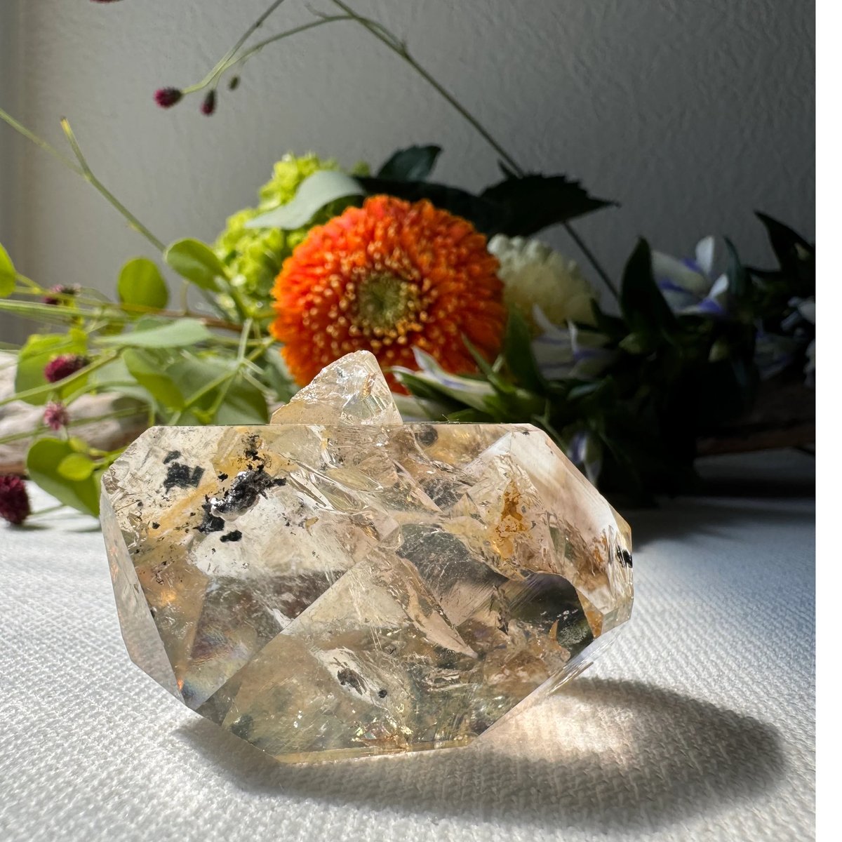 《静けさの奥に灯る黄金の記憶》 非加熱シトリン | Studio Kururi