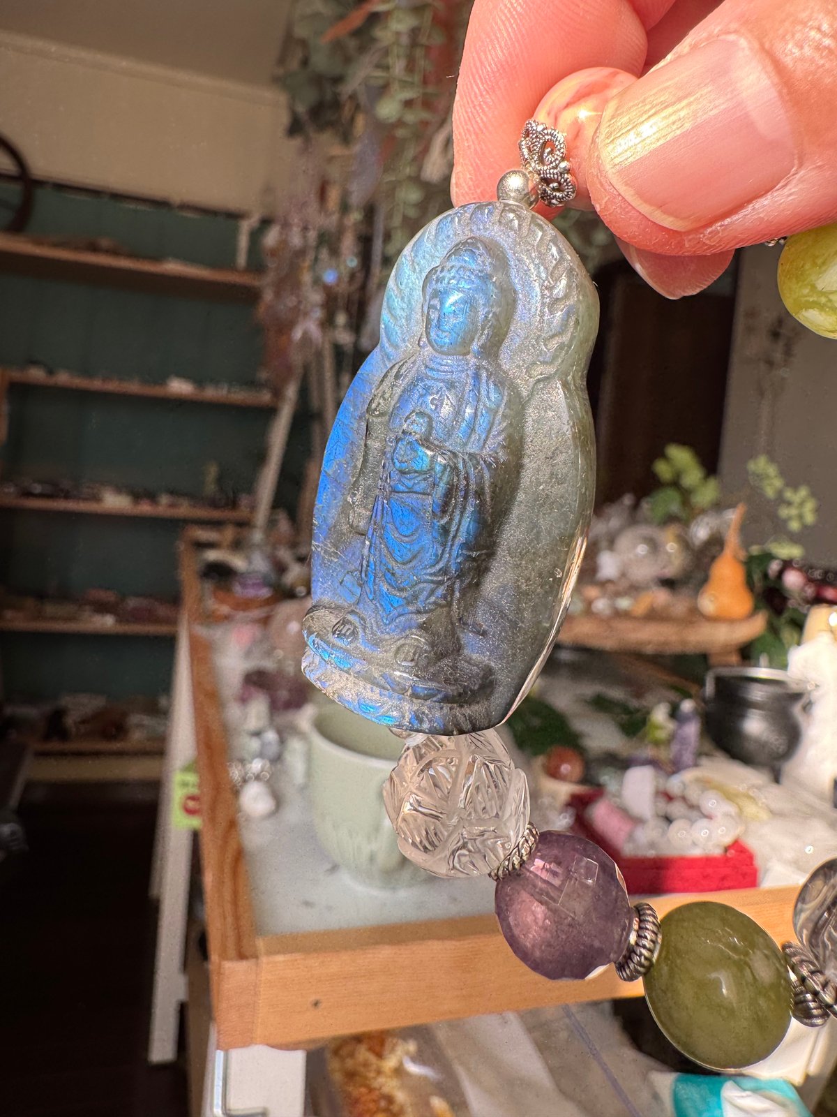 《静けさの奥で満ちていく ― 五彩の巡りを結ぶブレスレット》 | Studio Kururi