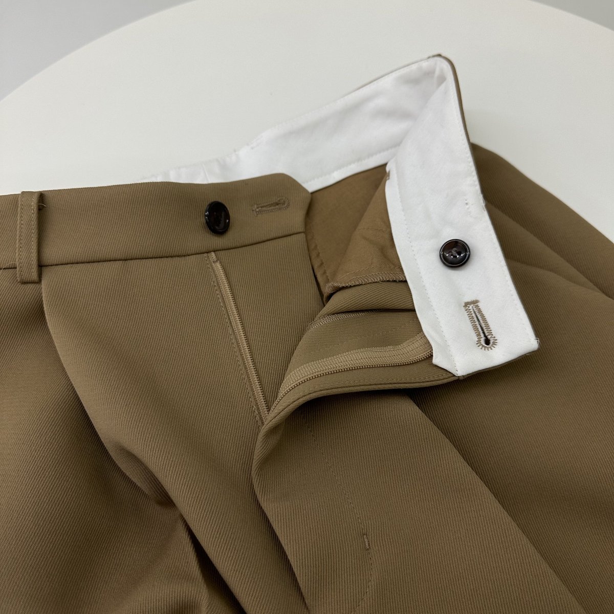 tailored slacks(black/camel) | ok.soon