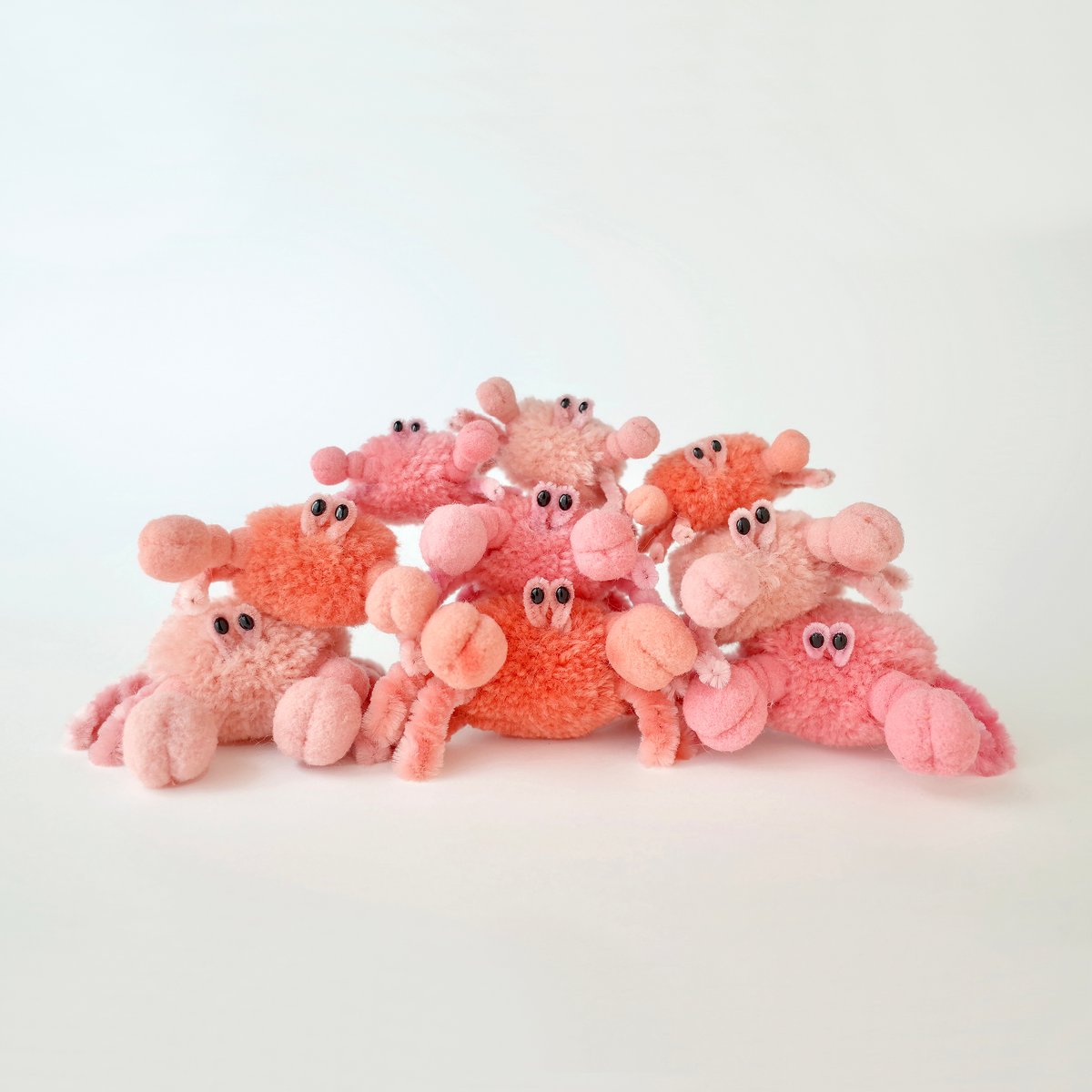 【材料セット】毛糸で作るtrikotriのぽんぽん 9匹のカニ ＜Deluxe＞ | trik...