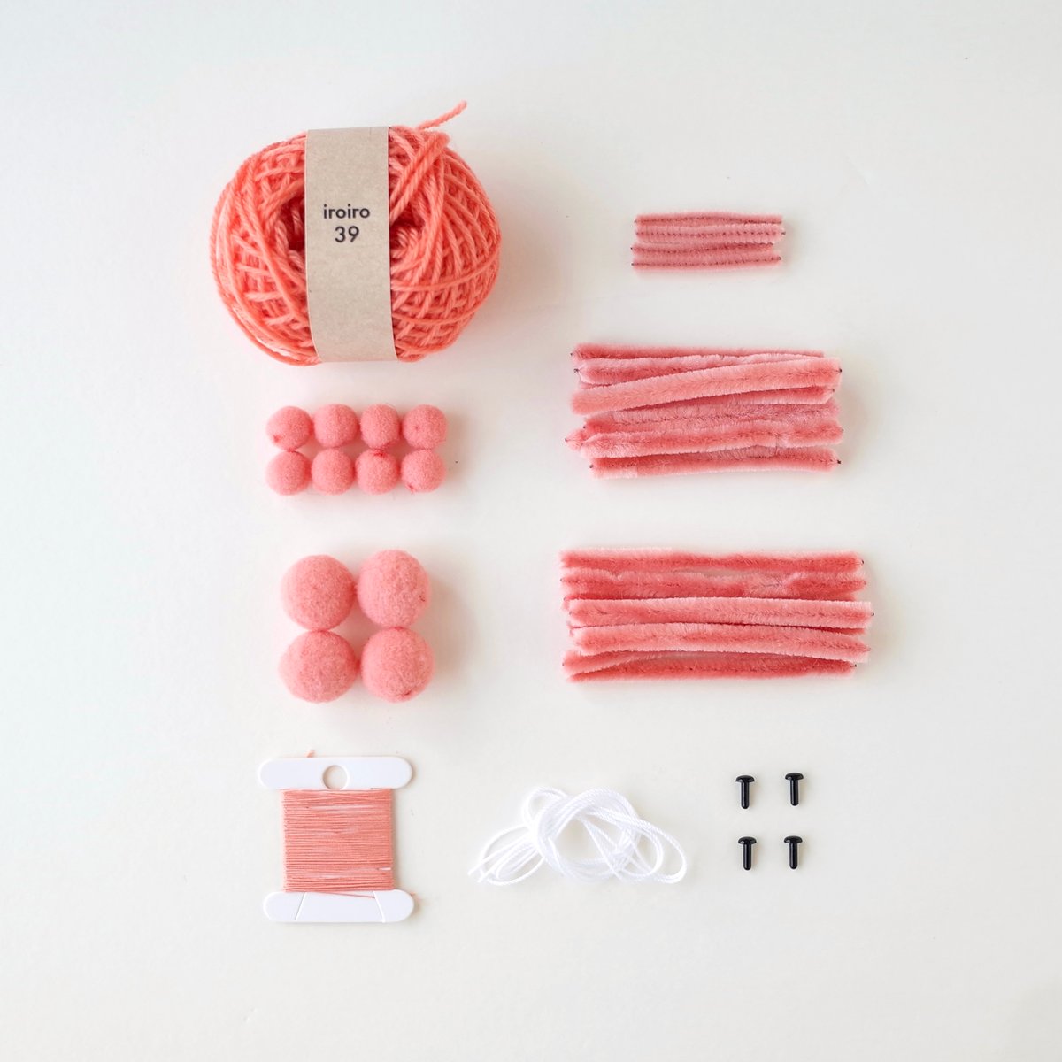 【材料セット】毛糸で作るtrikotriのぽんぽん 基本のカニ＜Medium＞ | triko...