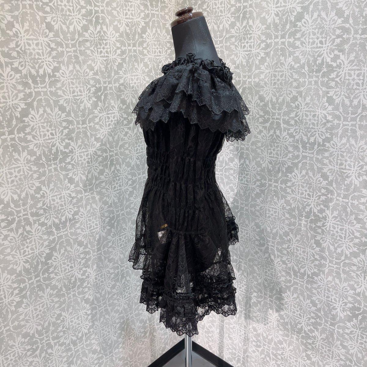 ATELIER-PIERROT】hirring princess sleeve blouse ATELIER-PIERROT】hirring princess sleeve blouse