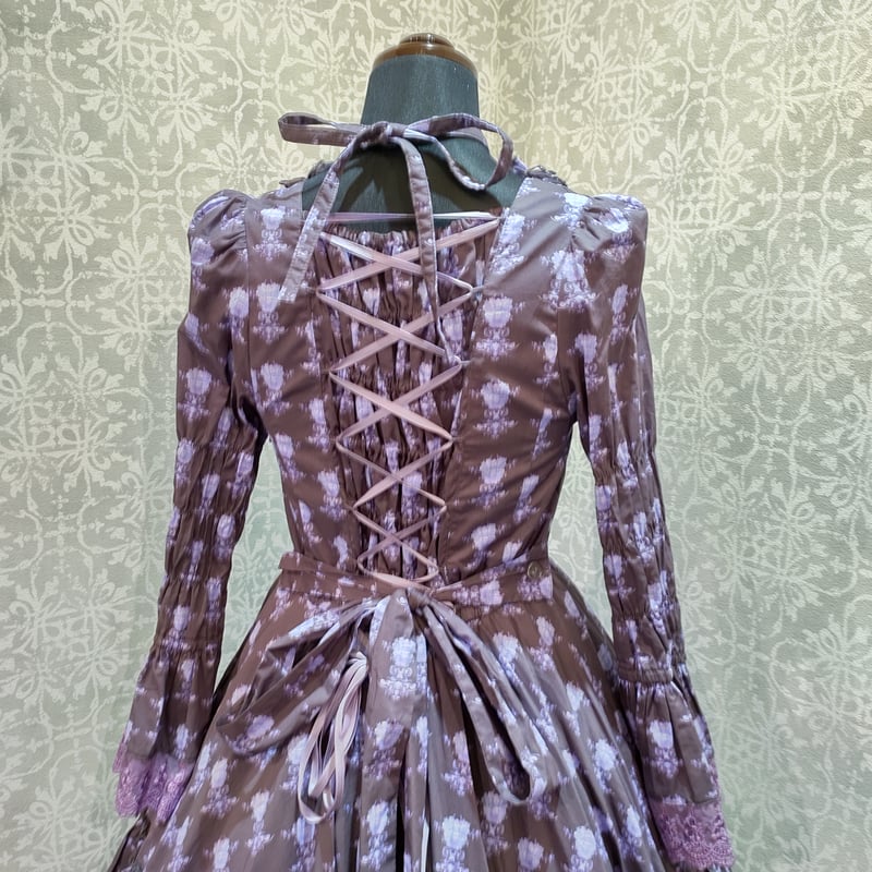ATELIER-PIERROT】Rosy Bouquet Dress <サイズ2>/TOP3 ATELIER-PIERROT】Rosy Bouquet Dress <サイズ2>/TOP3