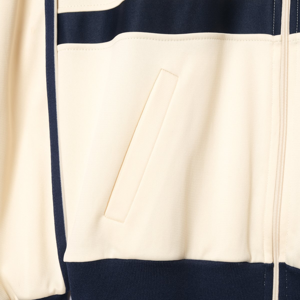 70-80s Vintage adidas Ventex Track Jacket Model...