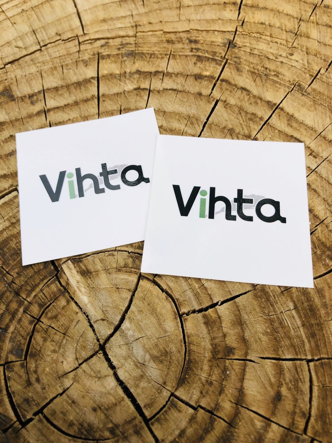 【STORES限定】Vihta ステッカー (大) | Vihta JP