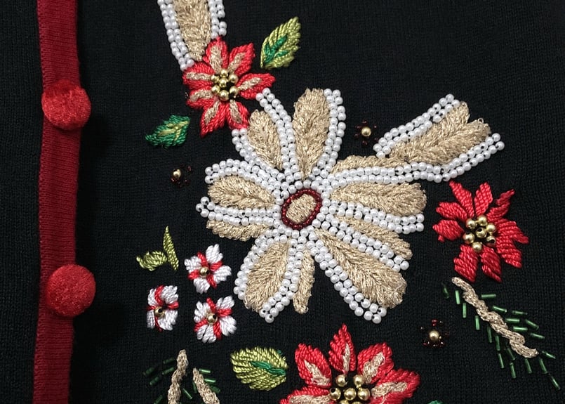 ニット ベスト 花 エンジェル 天使 黒 赤 刺繍 装飾 ビジュー ニット ベスト 花 エンジェル 天使 黒 赤 刺繍 装飾 ビジュー