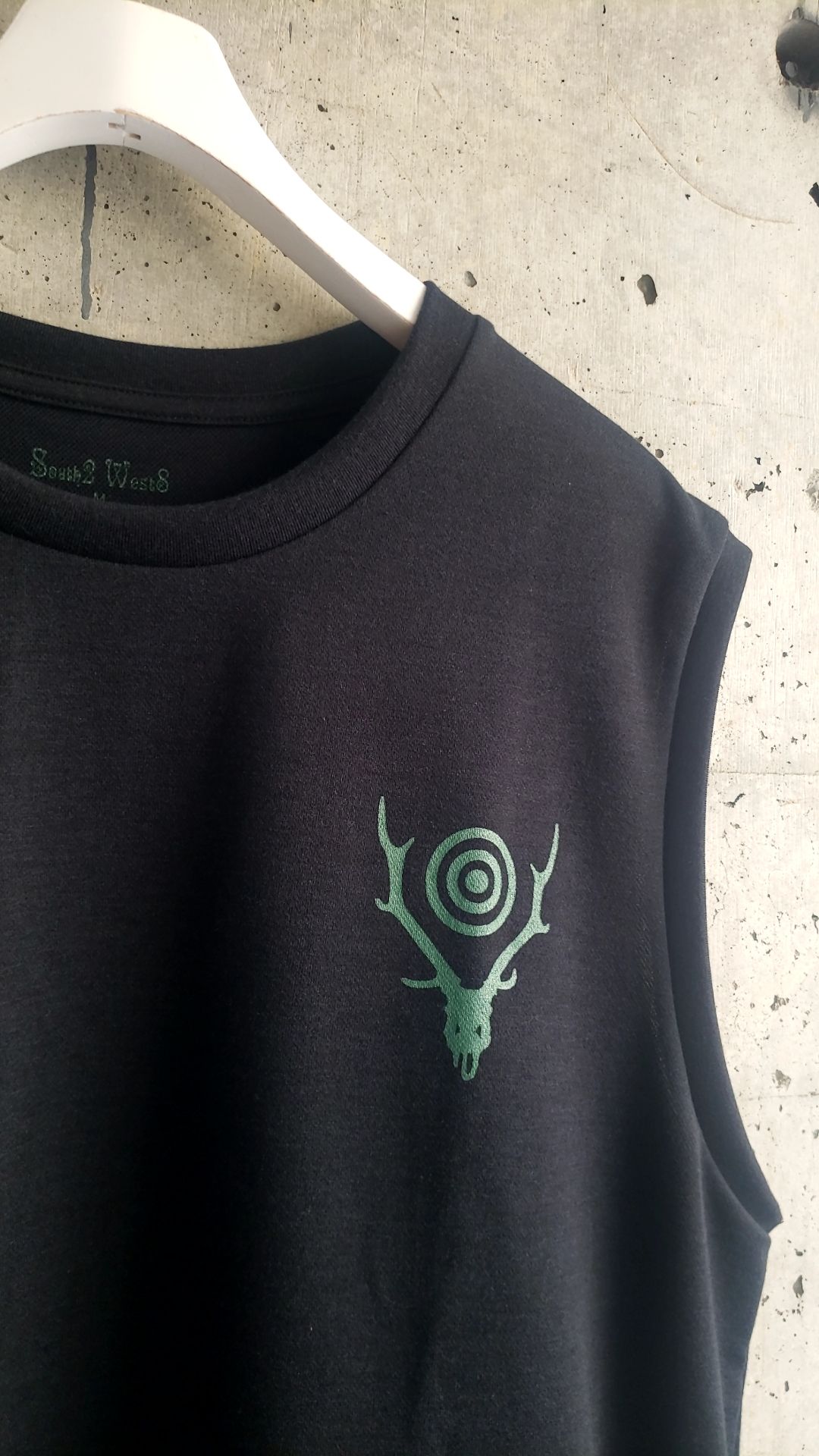 SOUTH2WEST8 SLEEVELESS CREW-NECK TEE SKULL＆TARG...