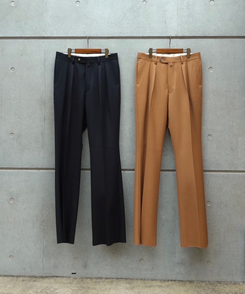 NEAT / BACK SATIN GABARDINE FLARE | Burnish NEAT / BACK SATIN GABARDINE FLARE | Burnish