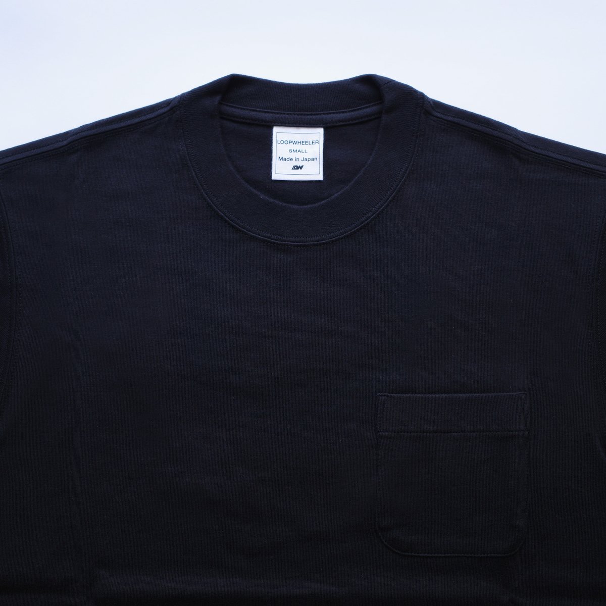 LW56 ミドルウェイト吊り天竺 クルーネックポケットTシャツ ブラック | LOOPWHEE...