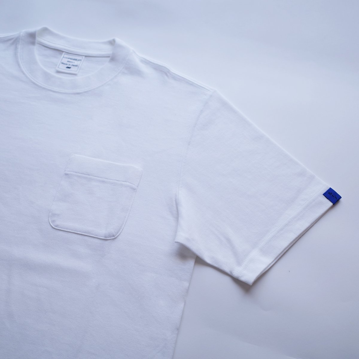 LW56 ミドルウェイト吊り天竺 クルーネックポケットTシャツ ホワイト | LOOPWHEE...