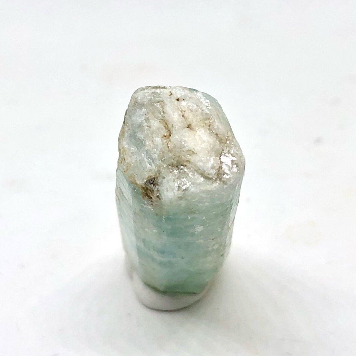 アクアマリン・六角柱結晶【①22.77g】 | へし屋オンラインストア アクアマリン・六角柱結晶【①22.77g】 | へし屋オンラインストア