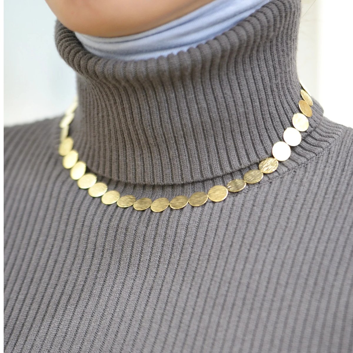 Mat Circle Gold Necklace | OctaHotel Online Shop