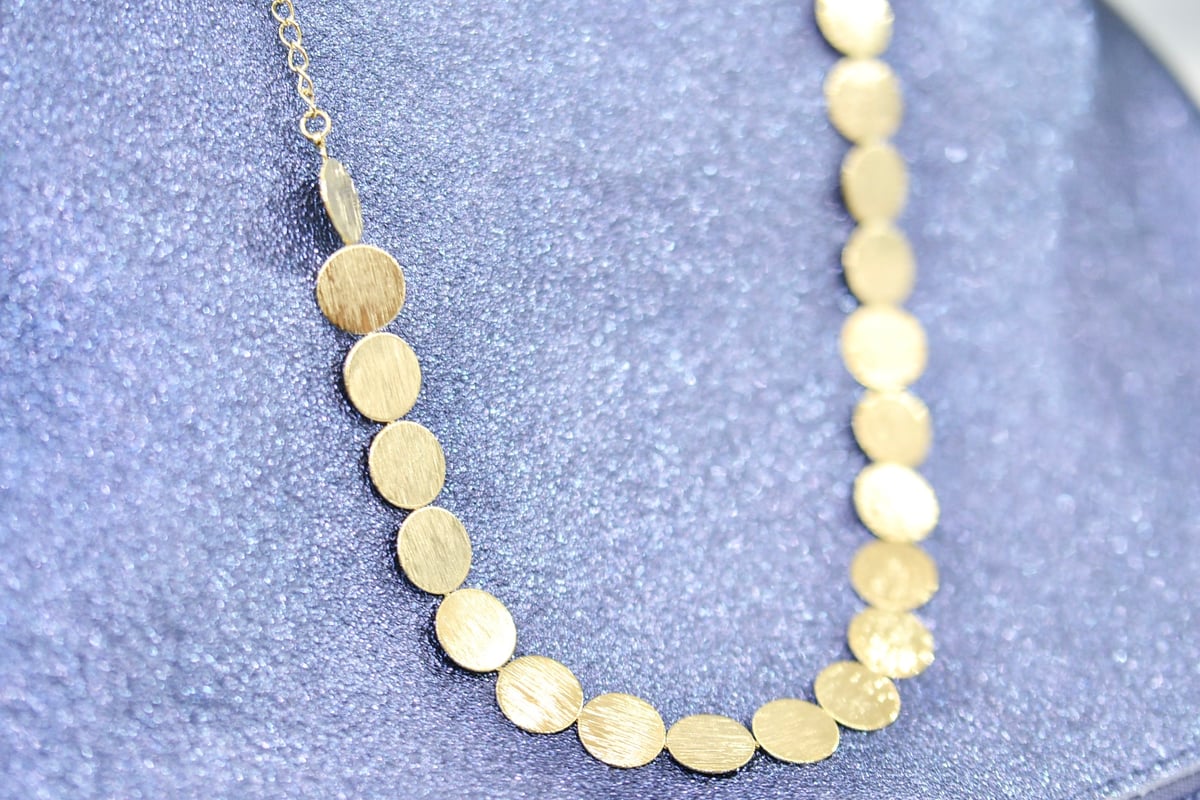 Mat Circle Gold Necklace | OctaHotel Online Shop