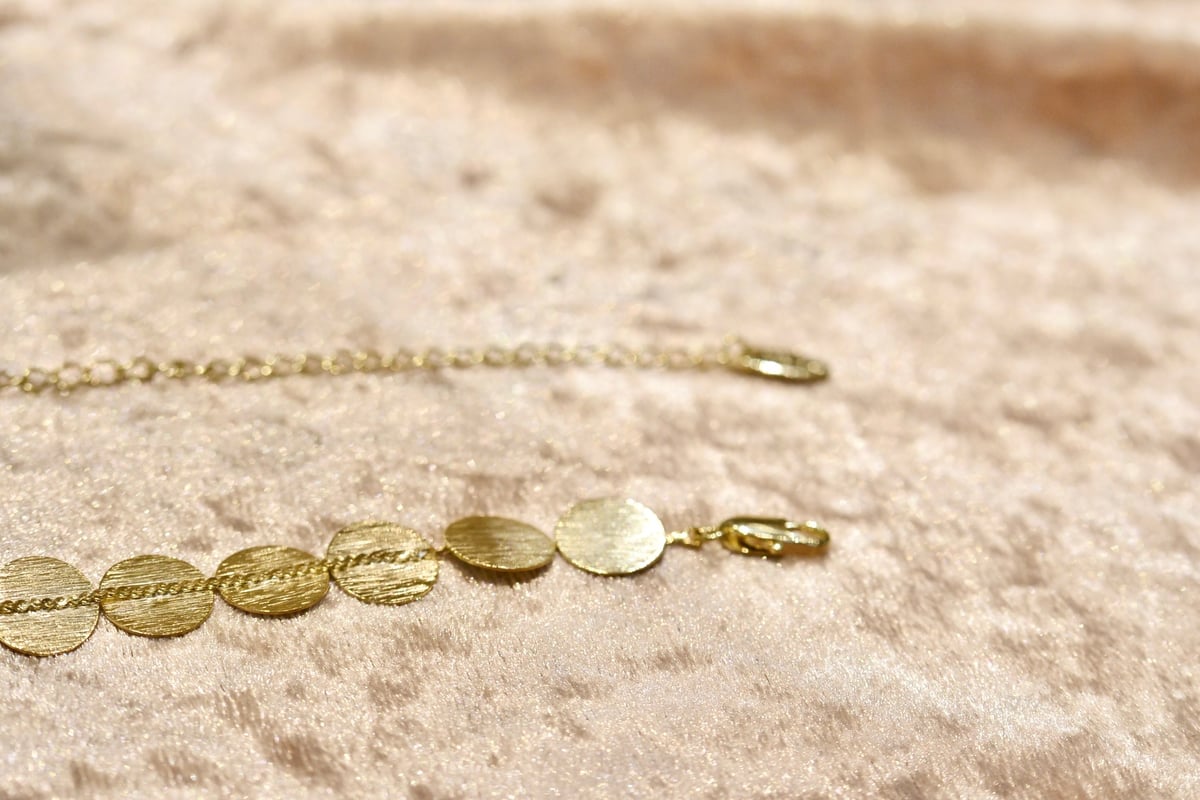 Mat Circle Gold Necklace | OctaHotel Online Shop