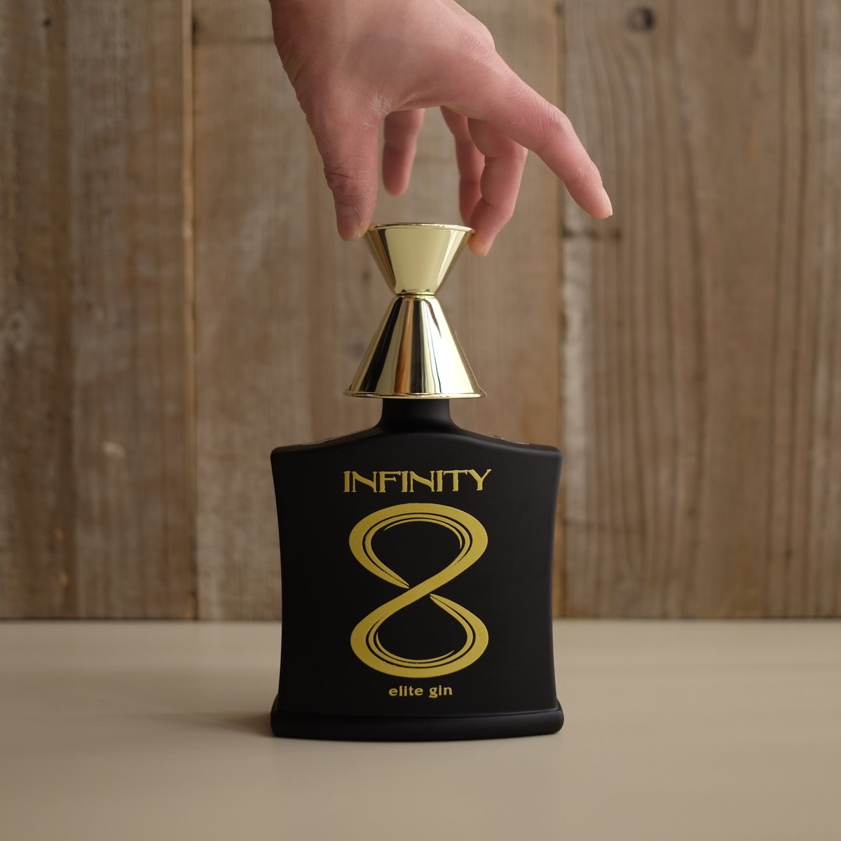 INFINITY 8 GIN BLACK EDITION | GIN BOTTLE SHOP