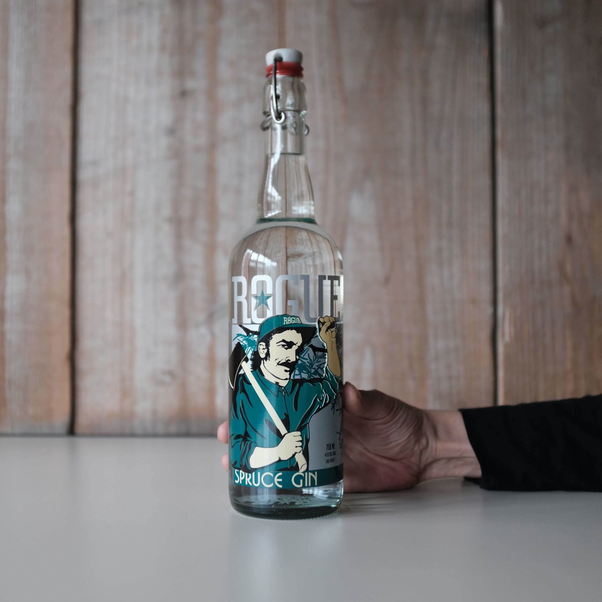 ROGUE SPRUCE GIN | GIN BOTTLE SHOP