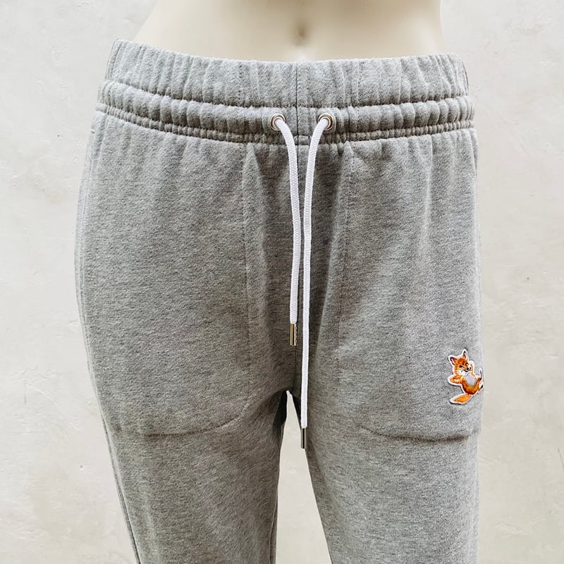 MAISON KITSUNE チラックスフォックスパッチクラシックジョグ MAISON KITSUNE チラックスフォックスパッチクラシックジョグ