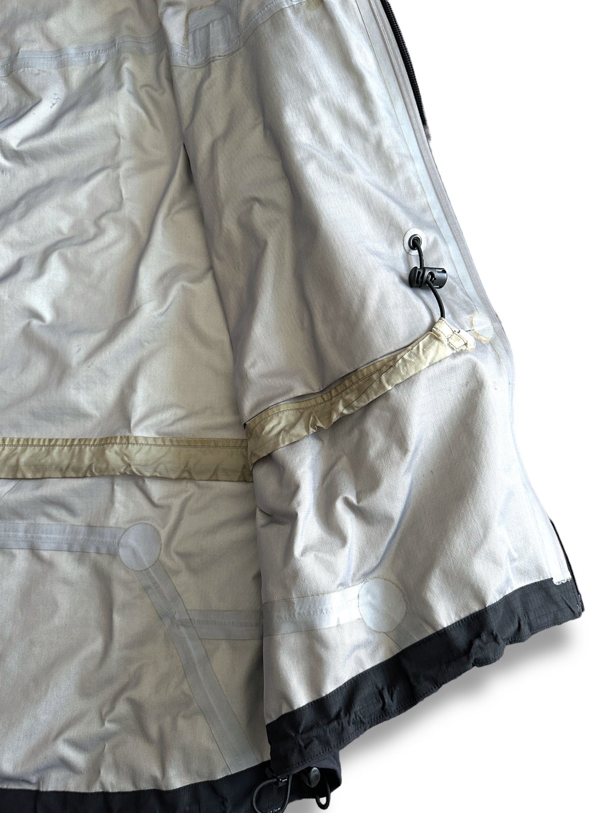 Theta AR Gore Tex XCR by Arc'teryx | instantboo Theta AR Gore Tex XCR by Arc'teryx | instantboo