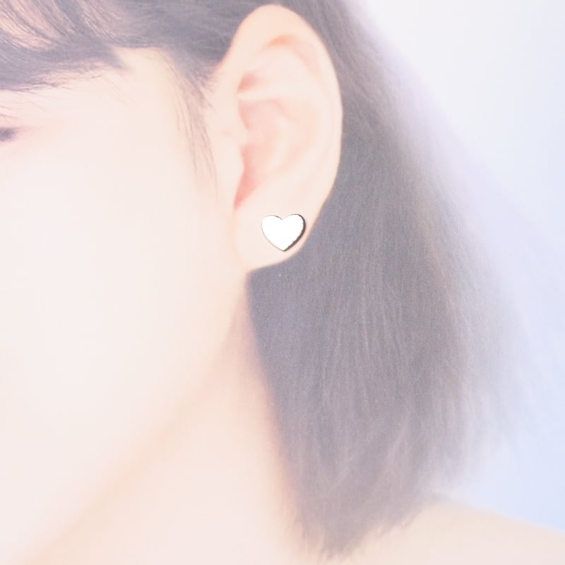 Silver925 シンプル プレート ハート ワンポイントピアス Silver925 シンプル プレート ハート ワンポイントピアス