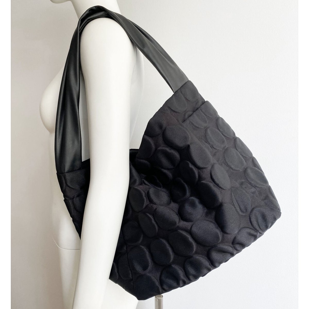 m bag 2way+ DOT Emboss 2 Black,Platinum,Moss,Si...