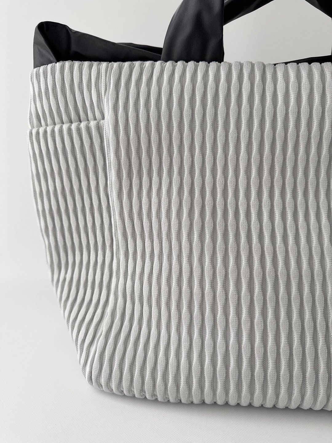 m bag 2way+ Spider Black, Cloud White, WAVE LG...